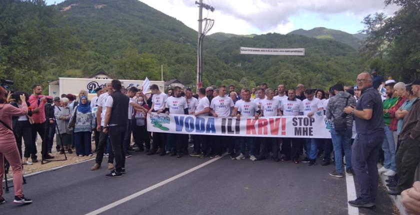 Meštani i aktivisti sprečili početak gradnje dve MHE na Neretvici Meštani i aktivisti sprečili početak gradnje dve MHE na Neretvici