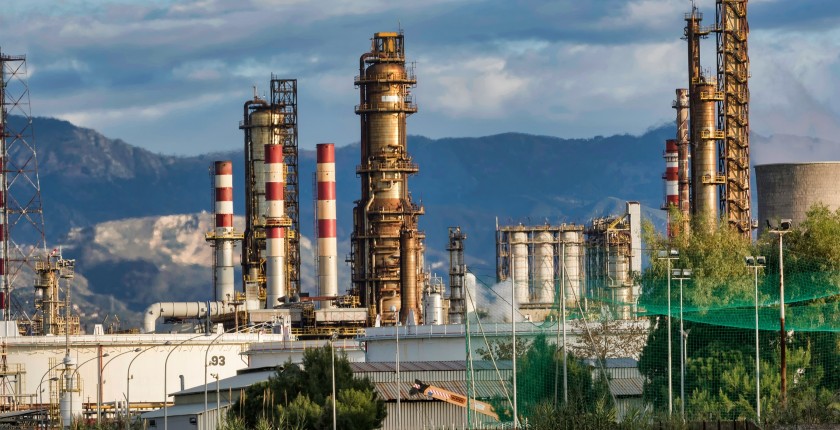 Romania Rolls Out Windfall Profit Tax For Fossil Fuel Sector