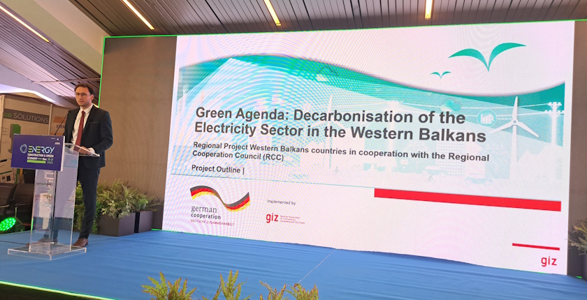 Electricity sector officials visit Albania's trailblazing photovoltaic ...