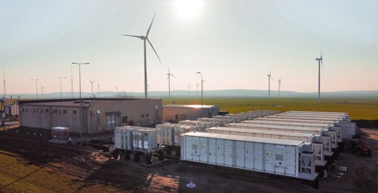 Hidroelectrica installs battery storage facility at its Crucea Nord ...